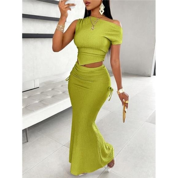 A Classy Chic Boutique | Skirts | Irregular Shoulder Pleated Cropped Top And Mermaid Skirt Set ...